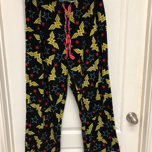Wonder Woman | Pants & Jumpsuits | Wonder Woman Fleece Pajama Lounge ...